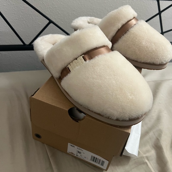 UGG | Shoes | New Ugg Dalla Cream Sheepskin Slippers | Poshmark